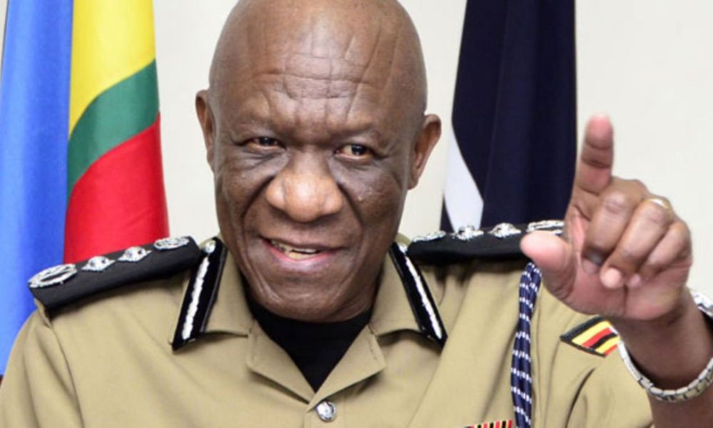 IGP Ochola promotes 9312 subordinate officers – Daily Express